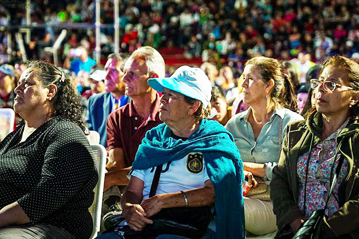 More Than 12,000 Begin Relationship With Christ in Venezuela