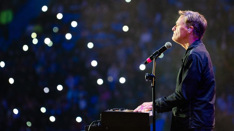 Despite Cold and Rain, Gospel Refreshes Hearts in Buenos Aires
