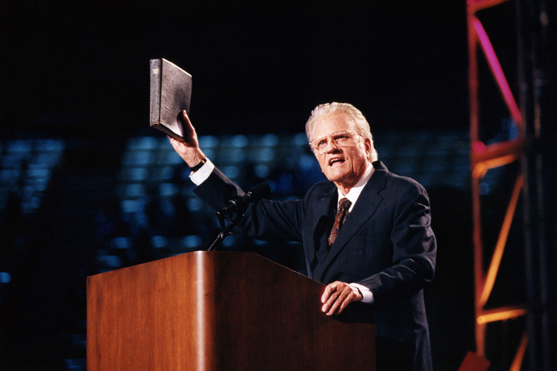 [AUDIO] Billy Graham: Who Is Jesus Christ?