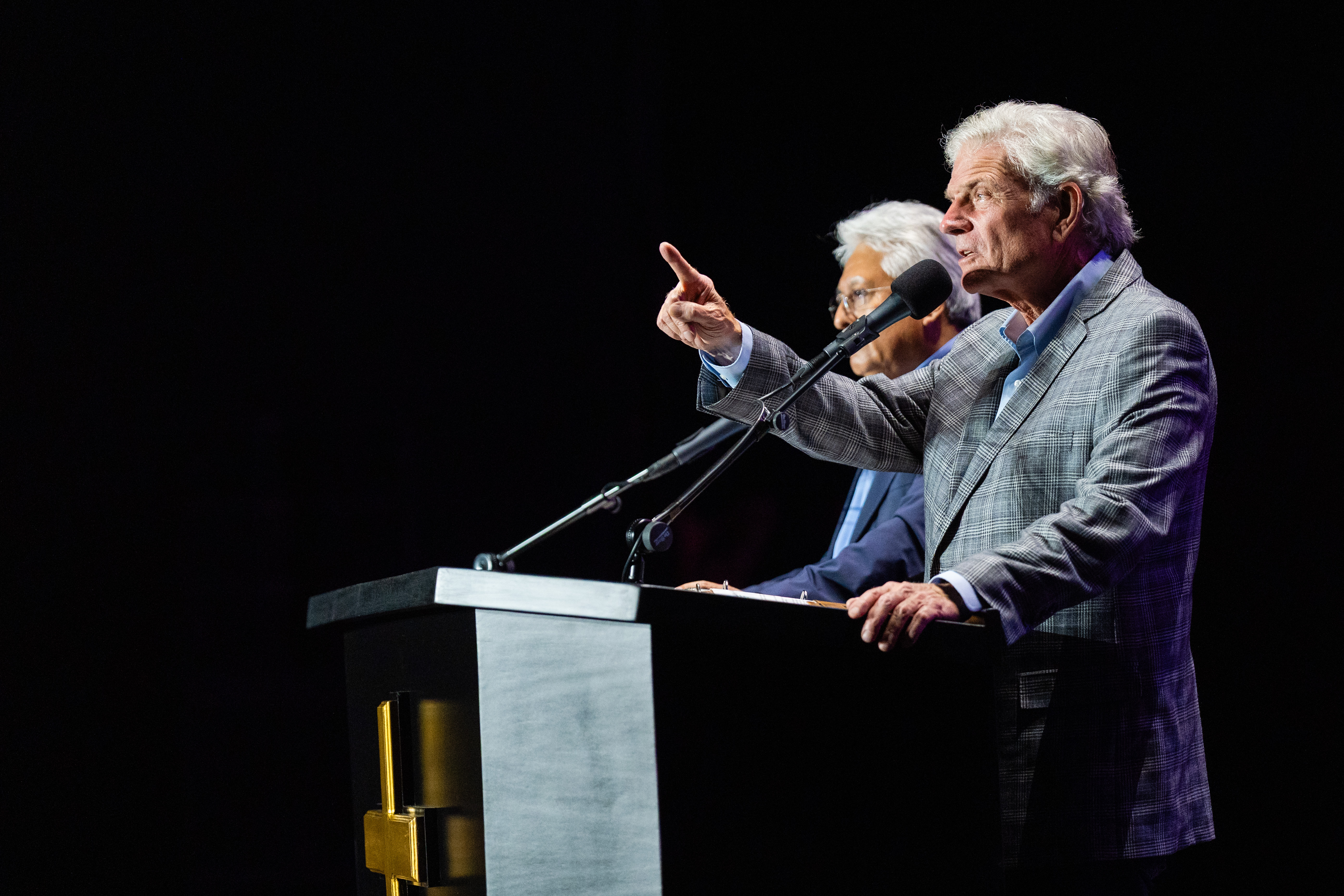 In Lima, Peru, Thousands Accept Christ at Franklin Graham Event