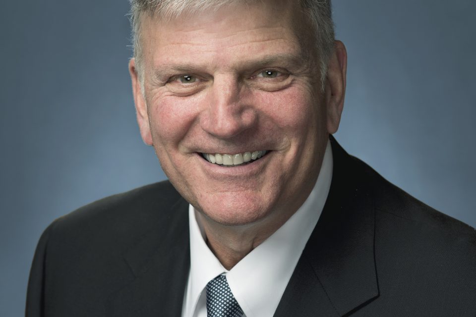 Video: Franklin Graham Shares His Memories Of His Father | Billy Graham ...