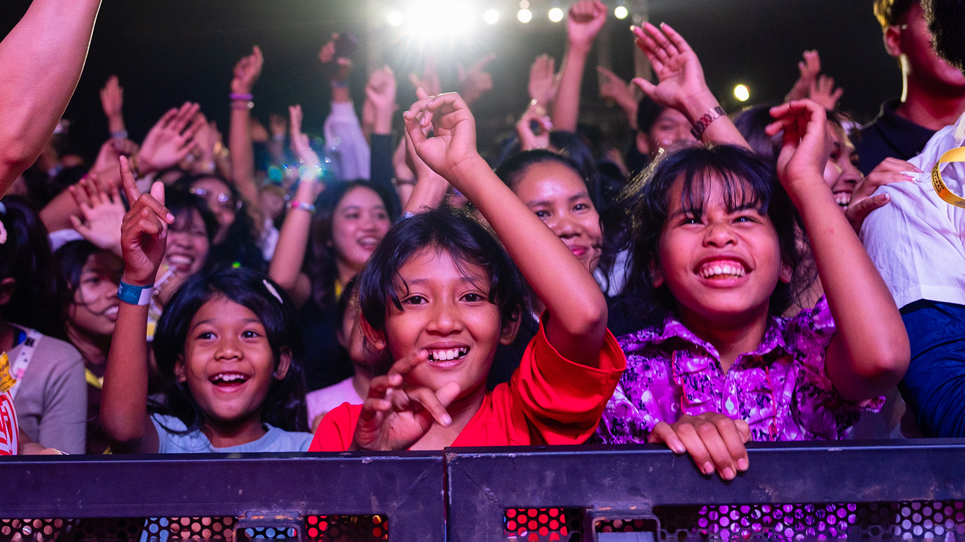 Franklin Graham Proclaims the Name of Jesus in Cambodia | Billy Graham ...