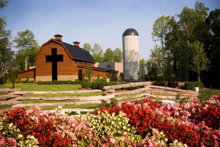 About The Library - The Billy Graham Library