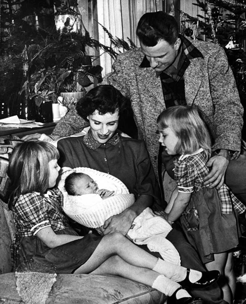Billy Graham's 6 Tips for Parents