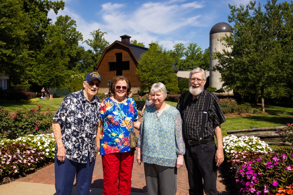 [PHOTOS] Edward Graham Encourages Military Families at Billy Graham Library