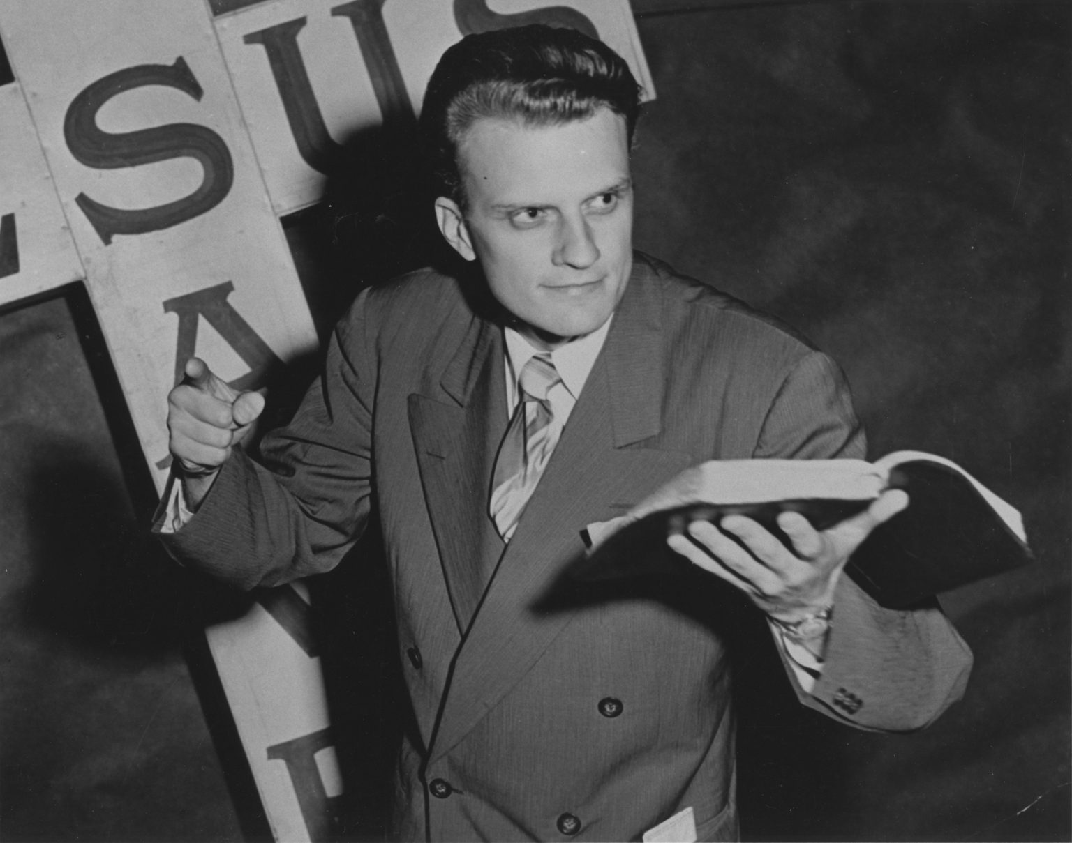 Igniting a Fire: Billy Graham and Youth for Christ
