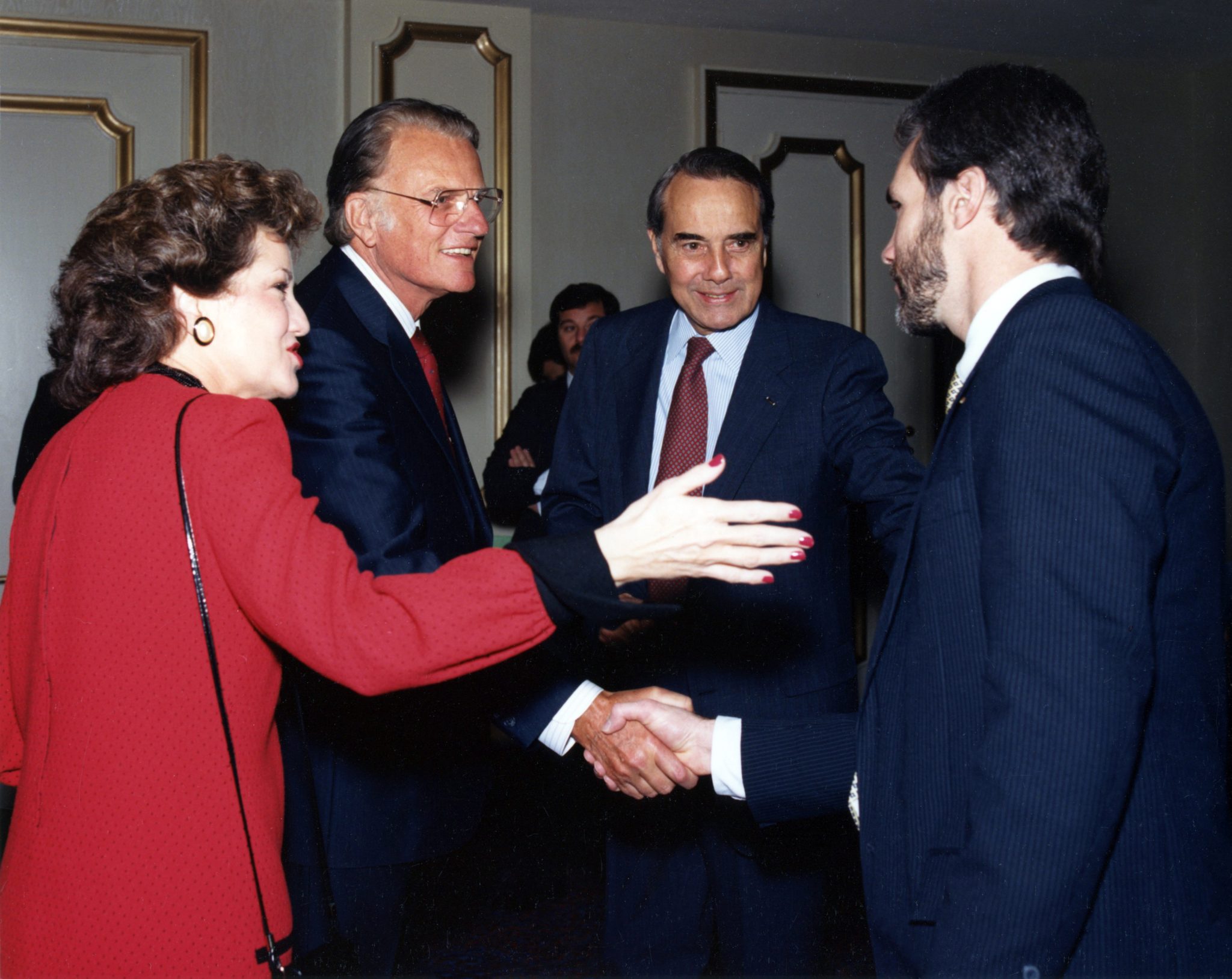 Former North Carolina Senator Elizabeth Dole visits the Billy Graham ...