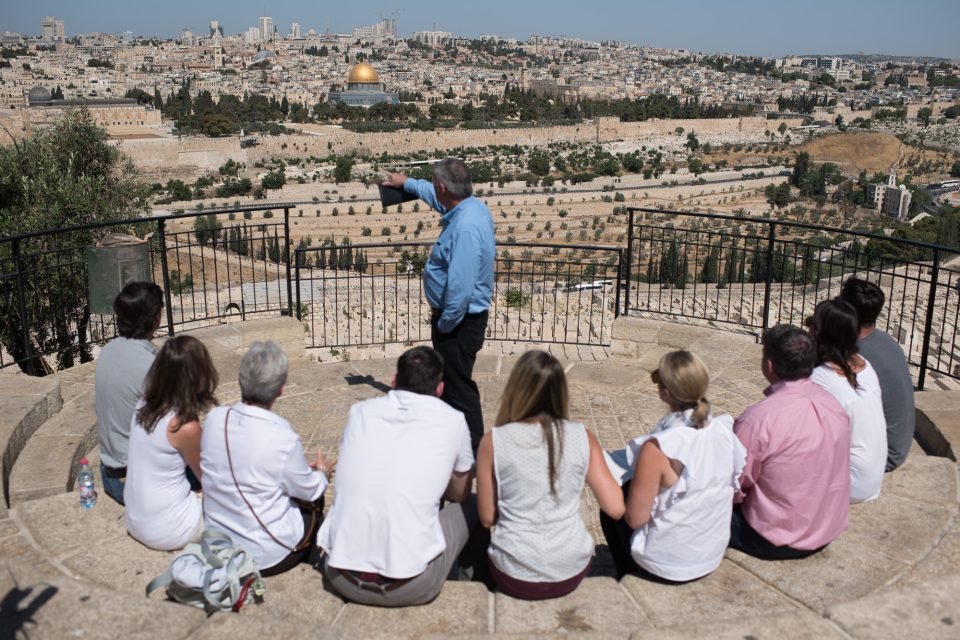 Cissie Graham Lynch - PRESS ROOM