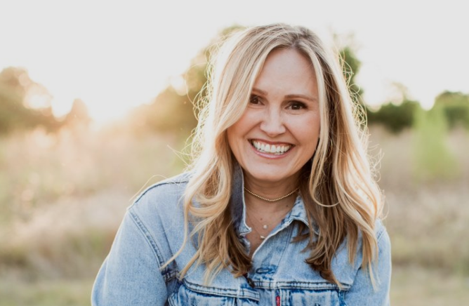 Jennie Allen - The Light FM